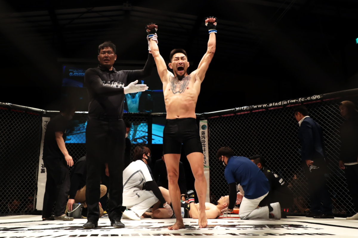 GLADIATOR 3.26 大阪 176BOX（レポ）：フライ級王者・NavE＆バンタム級王者・神田T-800周一、モンゴルの新鋭に1Rで ...