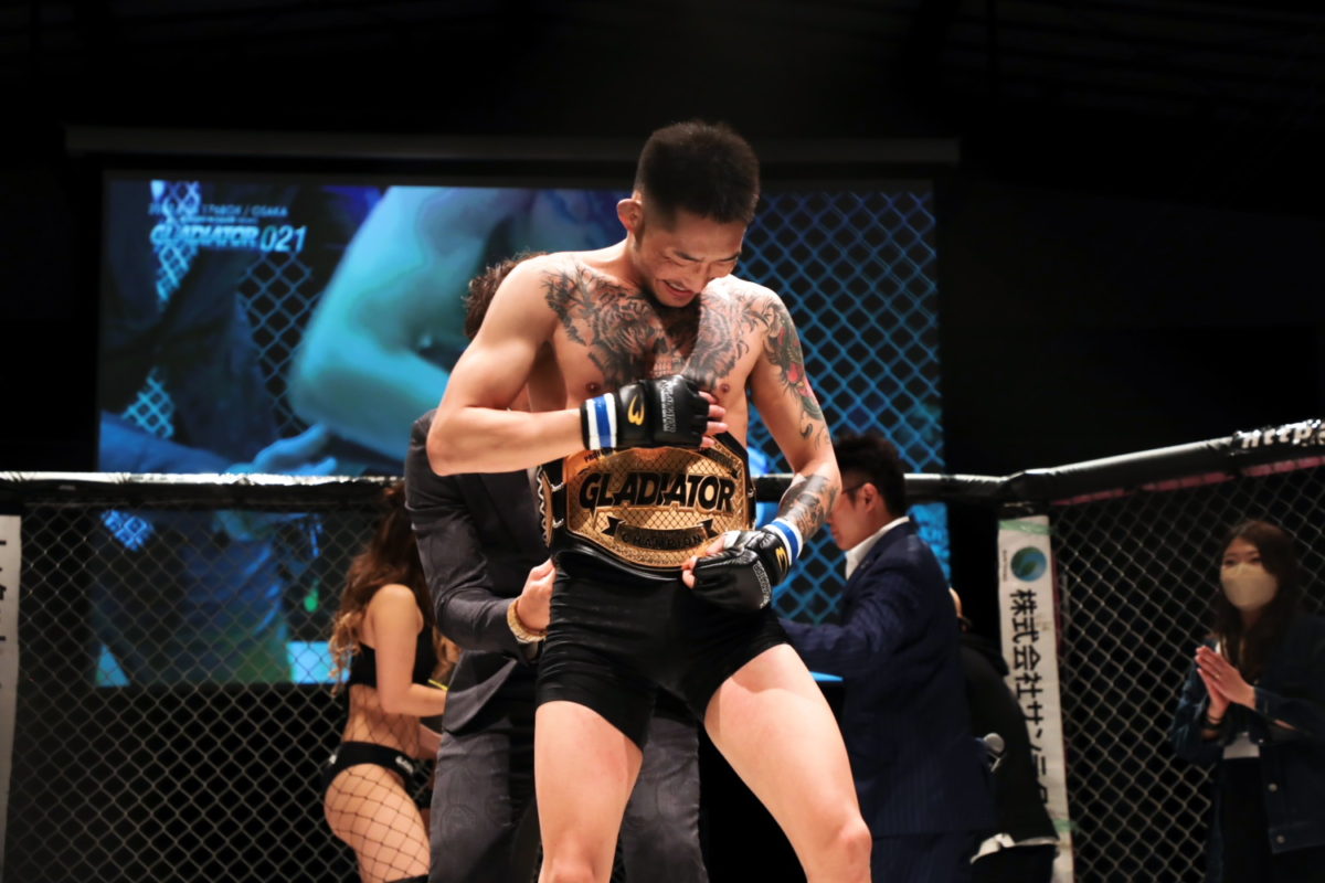 GLADIATOR 3.26 大阪 176BOX（レポ）：フライ級王者・NavE＆バンタム級王者・神田T-800周一、モンゴルの新鋭に1Rで ...
