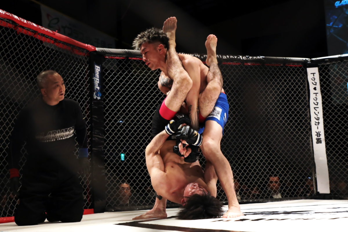 GLADIATOR 3.26 大阪 176BOX（レポ）：フライ級王者・NavE＆バンタム級王者・神田T-800周一、モンゴルの新鋭に1Rで ...